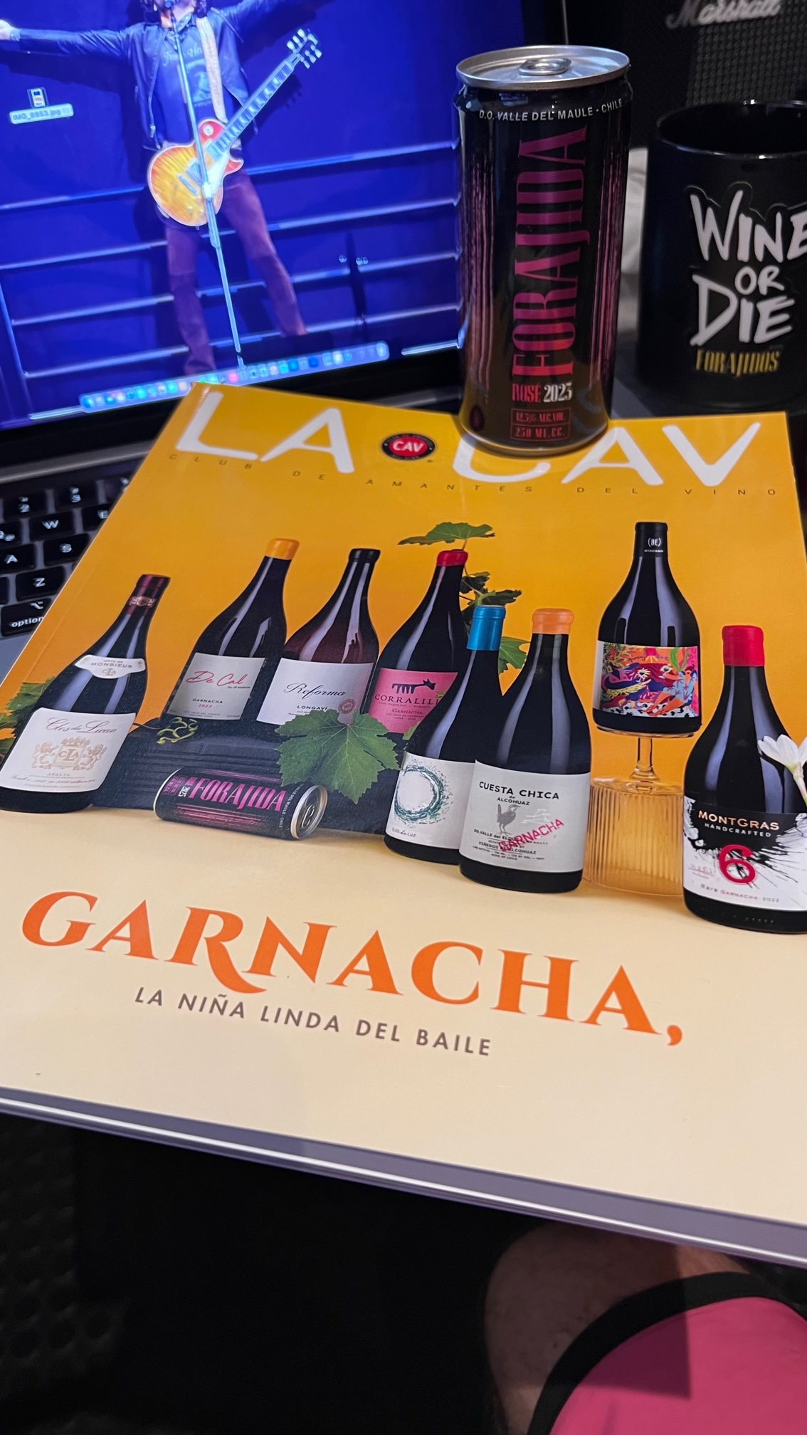 La Forajida en la portada de Abril de la Revista La Cav. - Forajidos